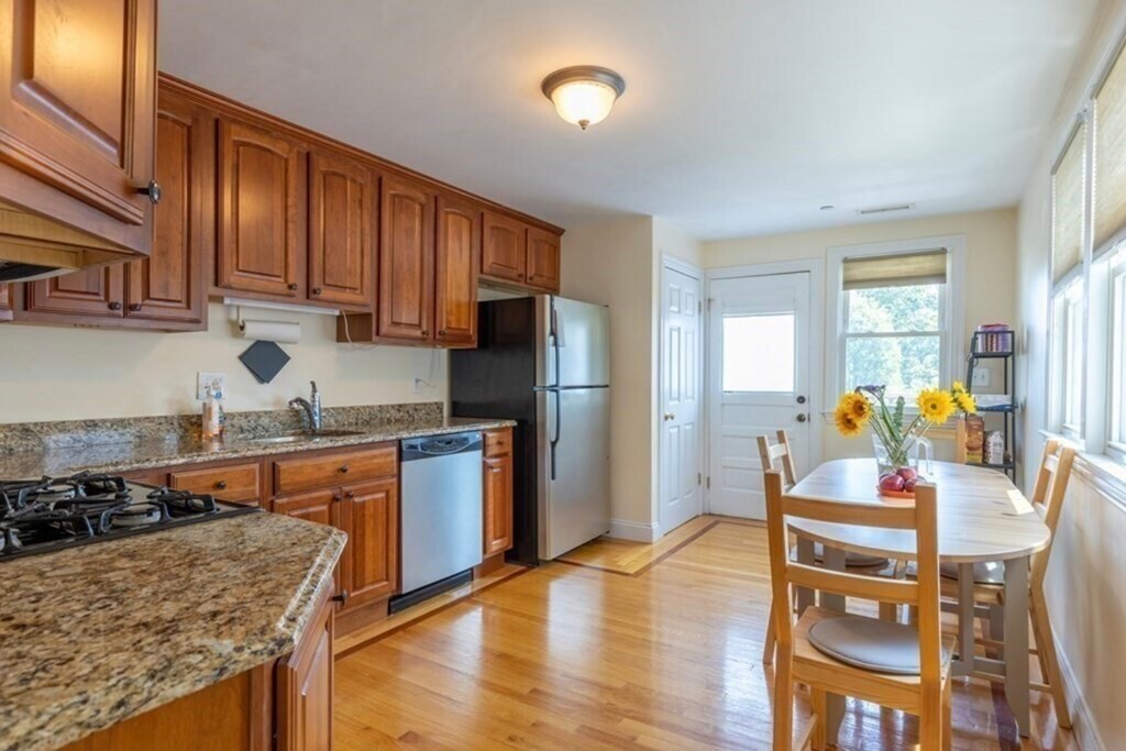 25 Cushing St, Cambridge, MA 02138 - Townhome Rentals in Cambridge MA ...