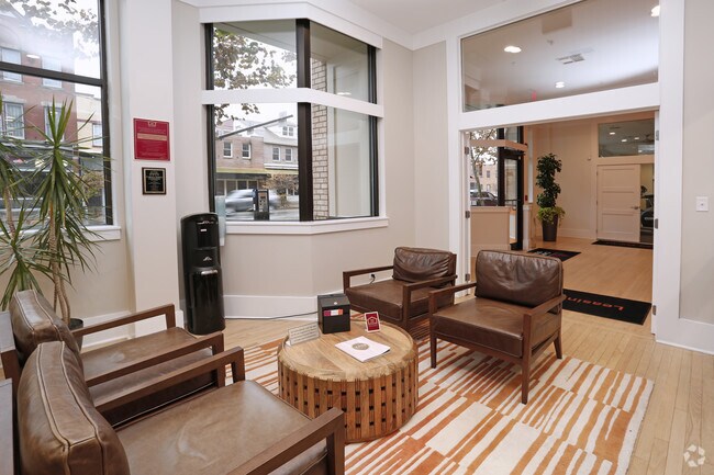 Carson Street Commons Apartments - 2525-2539 E Carson St Pittsburgh, PA ...