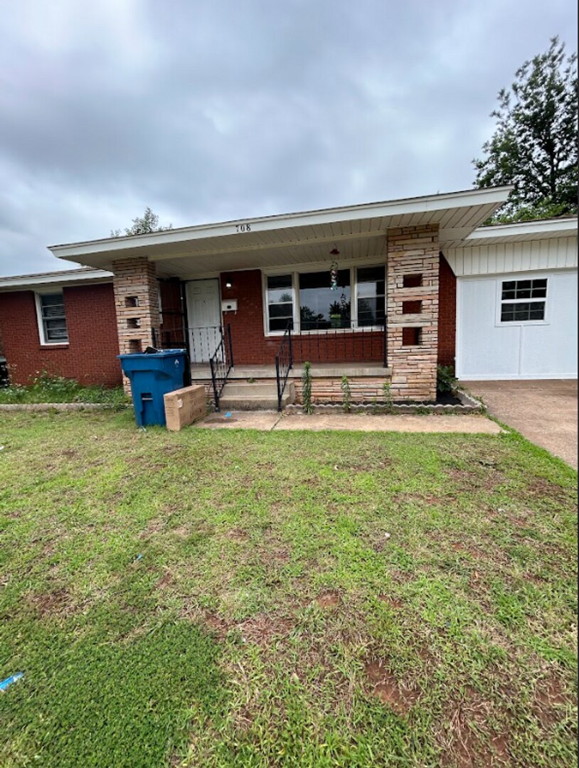 708 General Senter Dr, Midwest City, OK 73110 - House Rental in Midwest ...