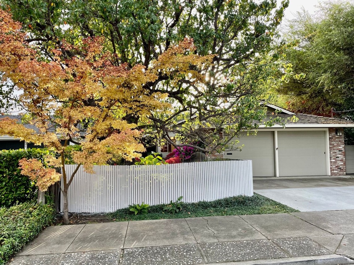 425 Arbor Rd, Menlo Park, CA 94025 - House Rental in Menlo Park, CA ...