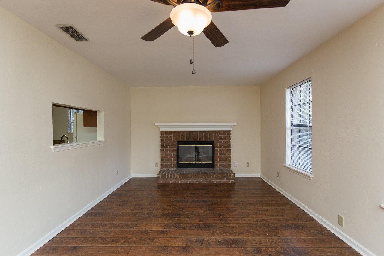 1083 Rockbrook Ct, Tallahassee, FL 32311 - Townhome Rentals in ...