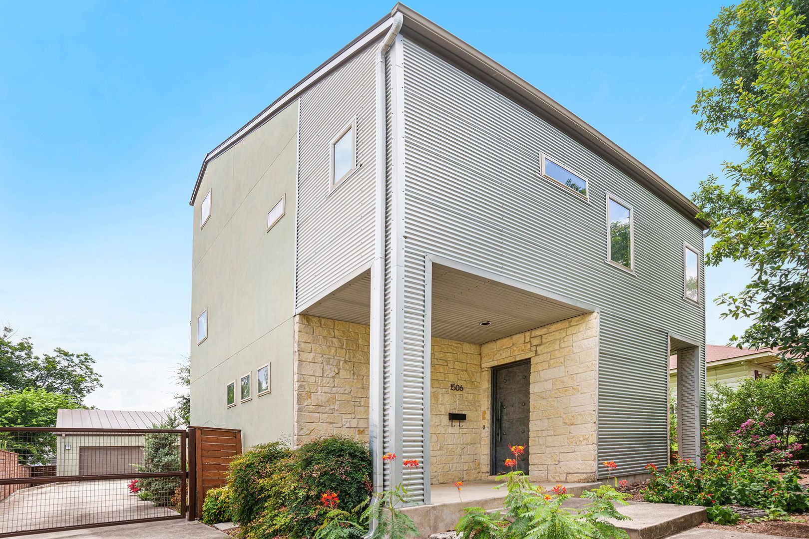 1506 W Mistletoe Ave, San Antonio, TX 78201 - House Rental in San ...