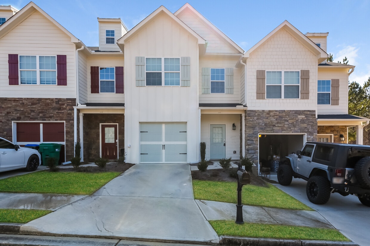 243 Riley Cir, Dawsonville, GA 30534 | Apartments.com