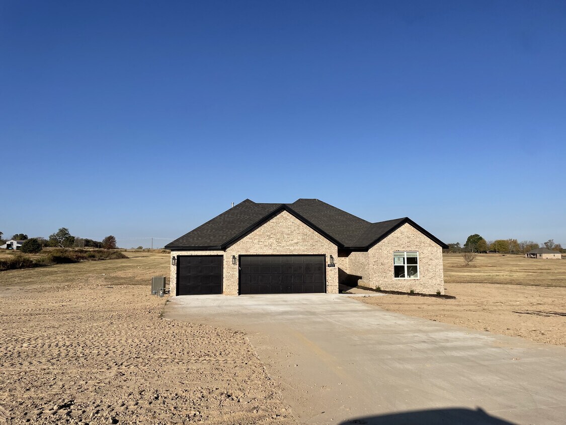 9107 Digby Dr, Gentry, AR 72734 - House Rental in Gentry, AR ...