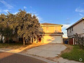 Green Ranch Apartments for Rent - Laredo, TX - 3 Rentals | Apartments.com