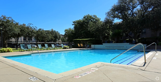Village on the Parkway Apartments Apartments - Houston, TX | Apartments.com