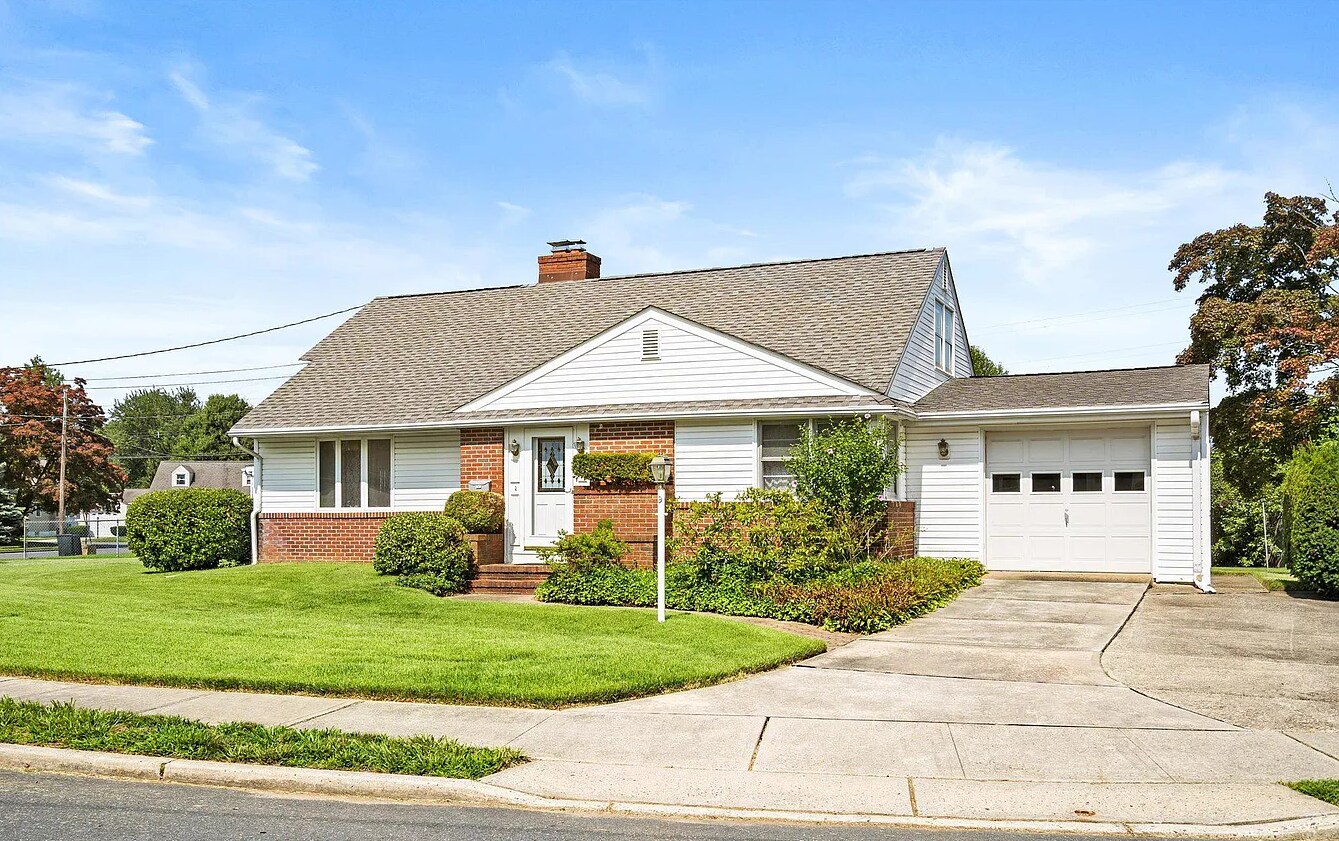 9 Coral Dr, Hamilton Township, NJ 08619 - House Rental in Hamilton ...