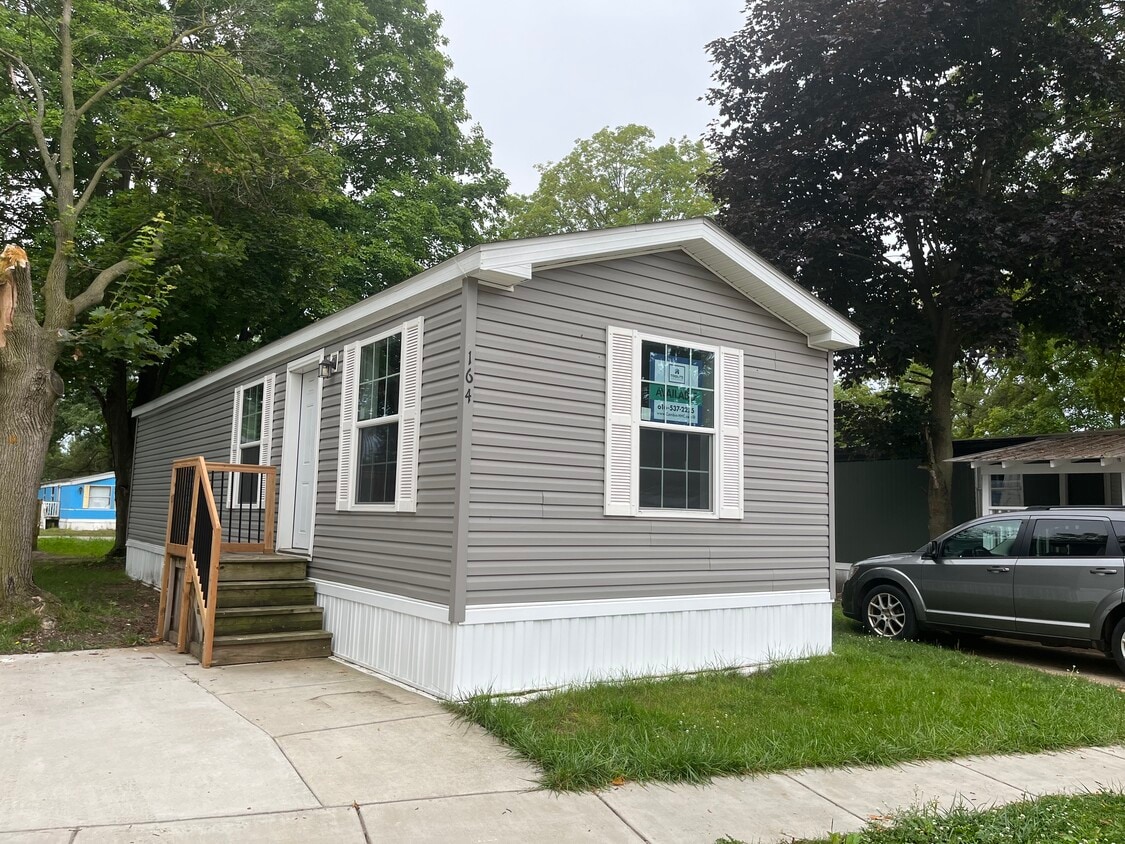 164 N Kenbrook St SE, Grand Rapids, MI 49548 - House Rental in Grand ...