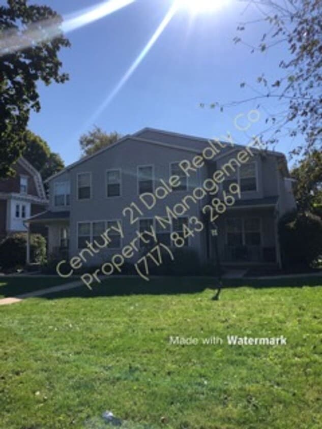 1414 E Market St Unit E, York, PA 17403 - Room for Rent in York, PA ...