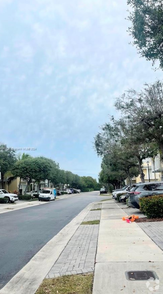 Catalina Apartments for Rent with Utilities Included - Doral, FL - 1 Rentals | Apartments.com