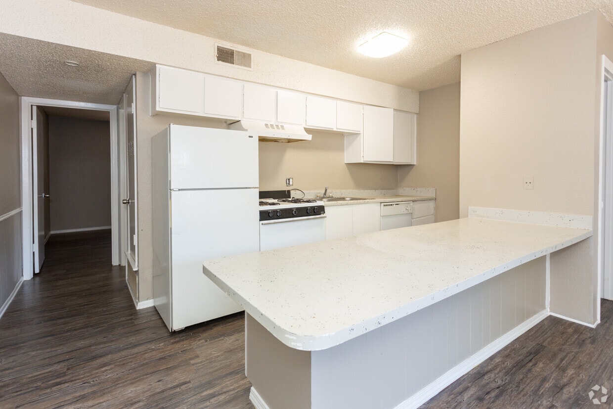 Veranda Gardens - 4301 Sw 51st Ave Amarillo, TX 79109 | Apartments.com