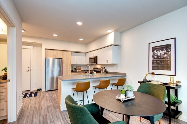 Apartments for Rent with a Walk-In Closet in Esperance, Edmonds ...