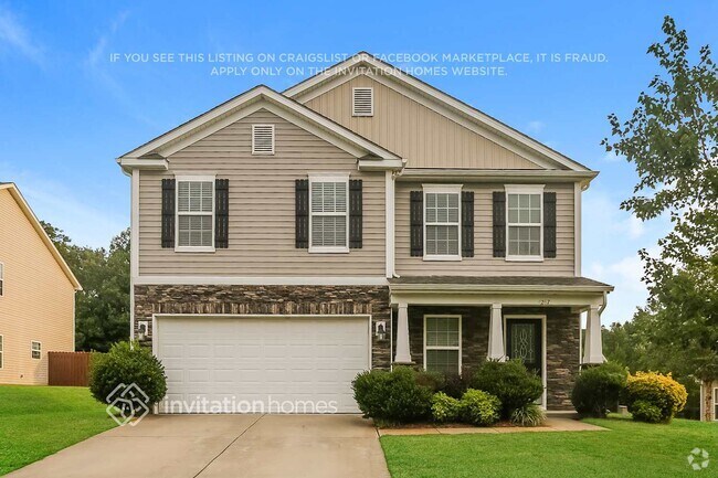 Tucker Chase Apartments for Rent with a Walk-In Closet - Midland, NC ...