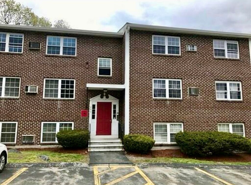 243 Boston Post Rd E Unit 9, Marlborough, MA 01752 - Condo for Rent in ...