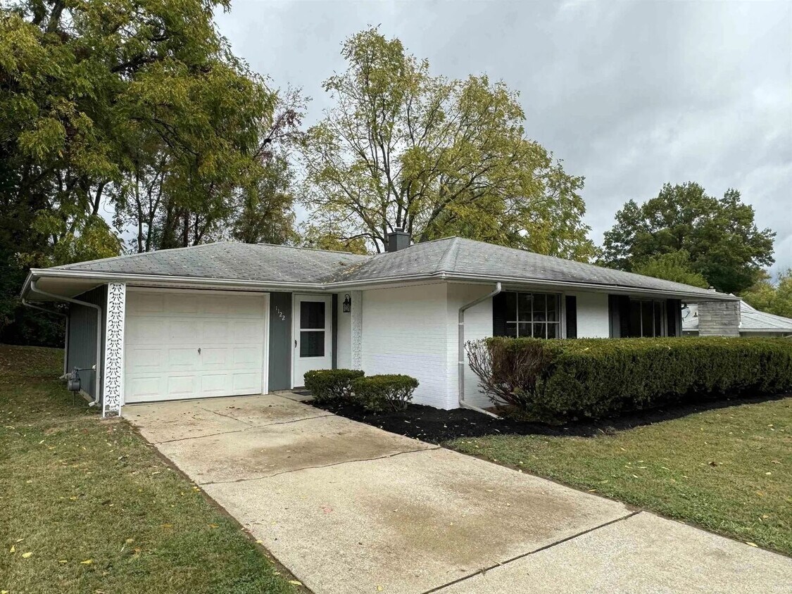 1122 W Winding Way, Bloomington, IN 47404 - House Rental in Bloomington, IN | Apartments.com