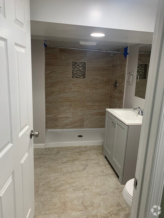 Hunting Ridge Apartments for Rent with Parking - Baltimore, MD - 2 ...