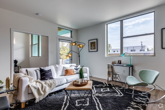 Classen 16 Apartments - Oklahoma City, OK | Apartments.com