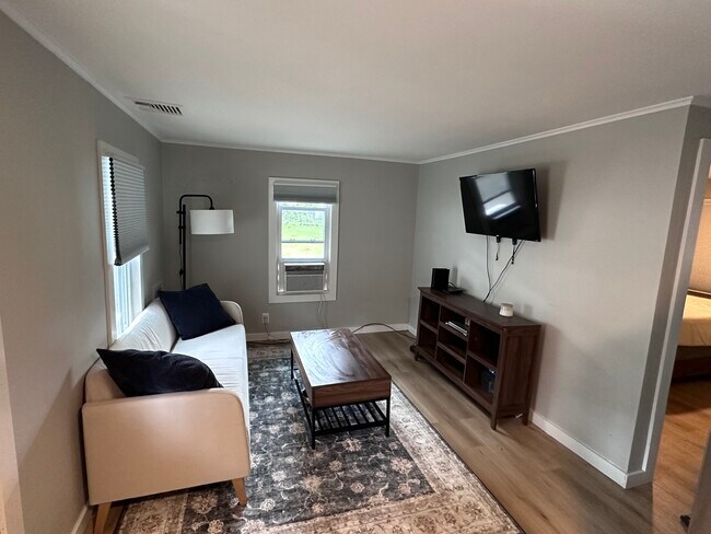 5 Shady Ln, Old Orchard Beach, ME 04064 - House Rental in Old Orchard ...