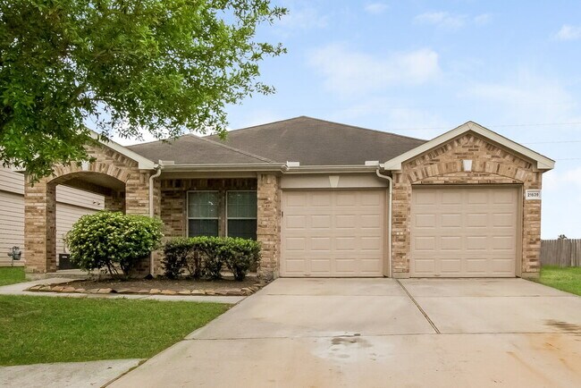 Spring Terrace Apartments for Rent with a Yard - Spring, TX - Updated ...