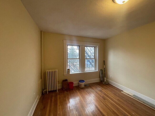 5 Linnaean St Unit 8, Cambridge, MA 02138 - Condo for Rent in Cambridge ...