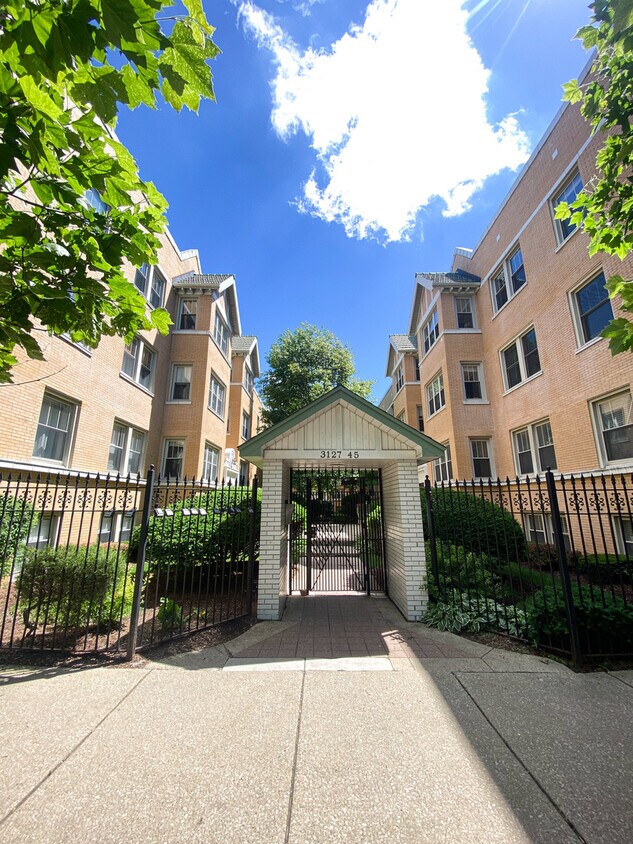 3141 W Palmer Square Unit G, Chicago, IL 60647 - Condo for Rent in ...