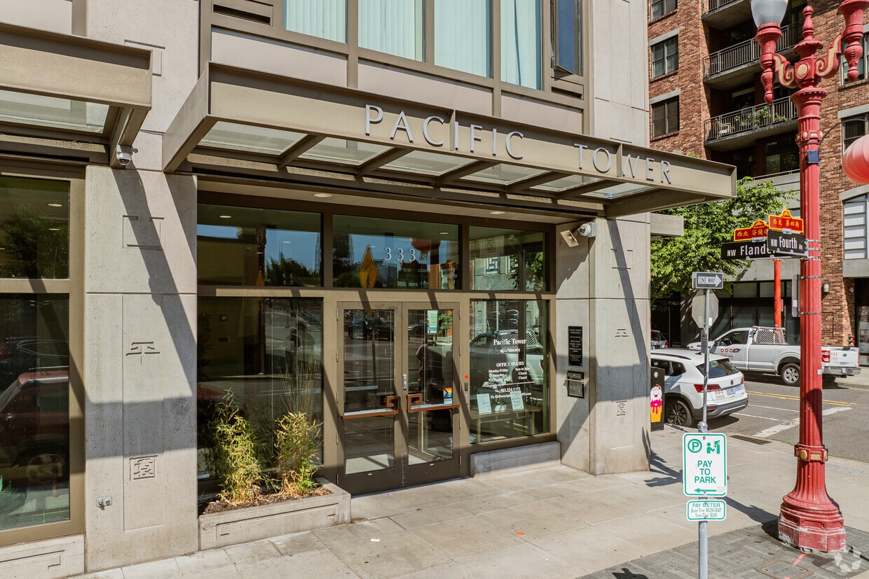 Pacific Tower Apartments - 333 Nw 4th Ave Portland, OR 97209 ...