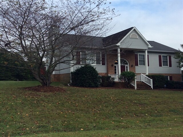 145 River Crest Ct, Clemmons, NC 27012 | Apartments.com