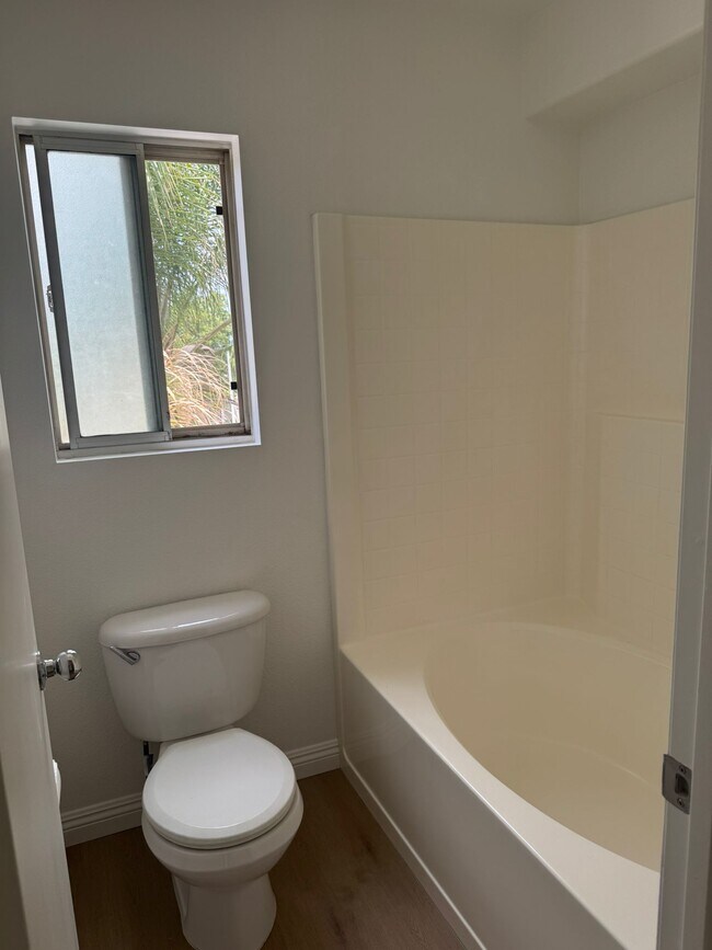 Riverside Riviera Apartments for Rent with High Ceilings - Riverside ...