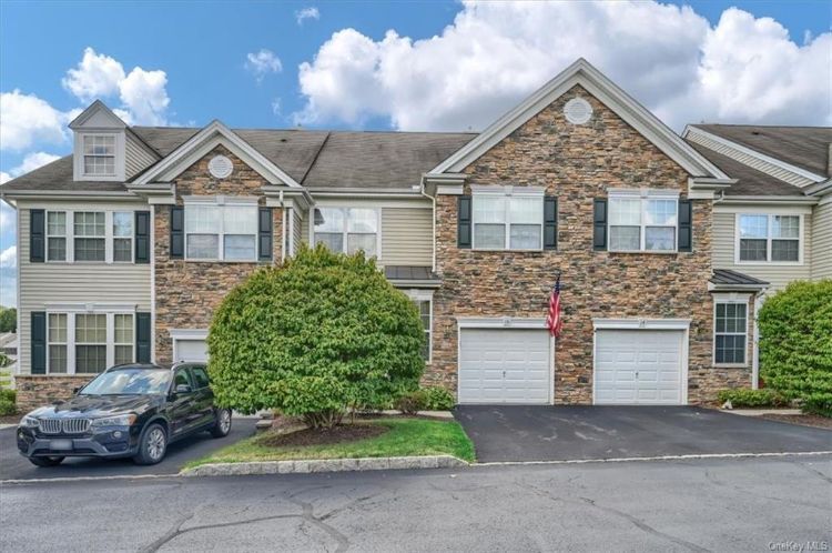 16 Gillian Ct, Monroe, NY 10950 | Apartments.com