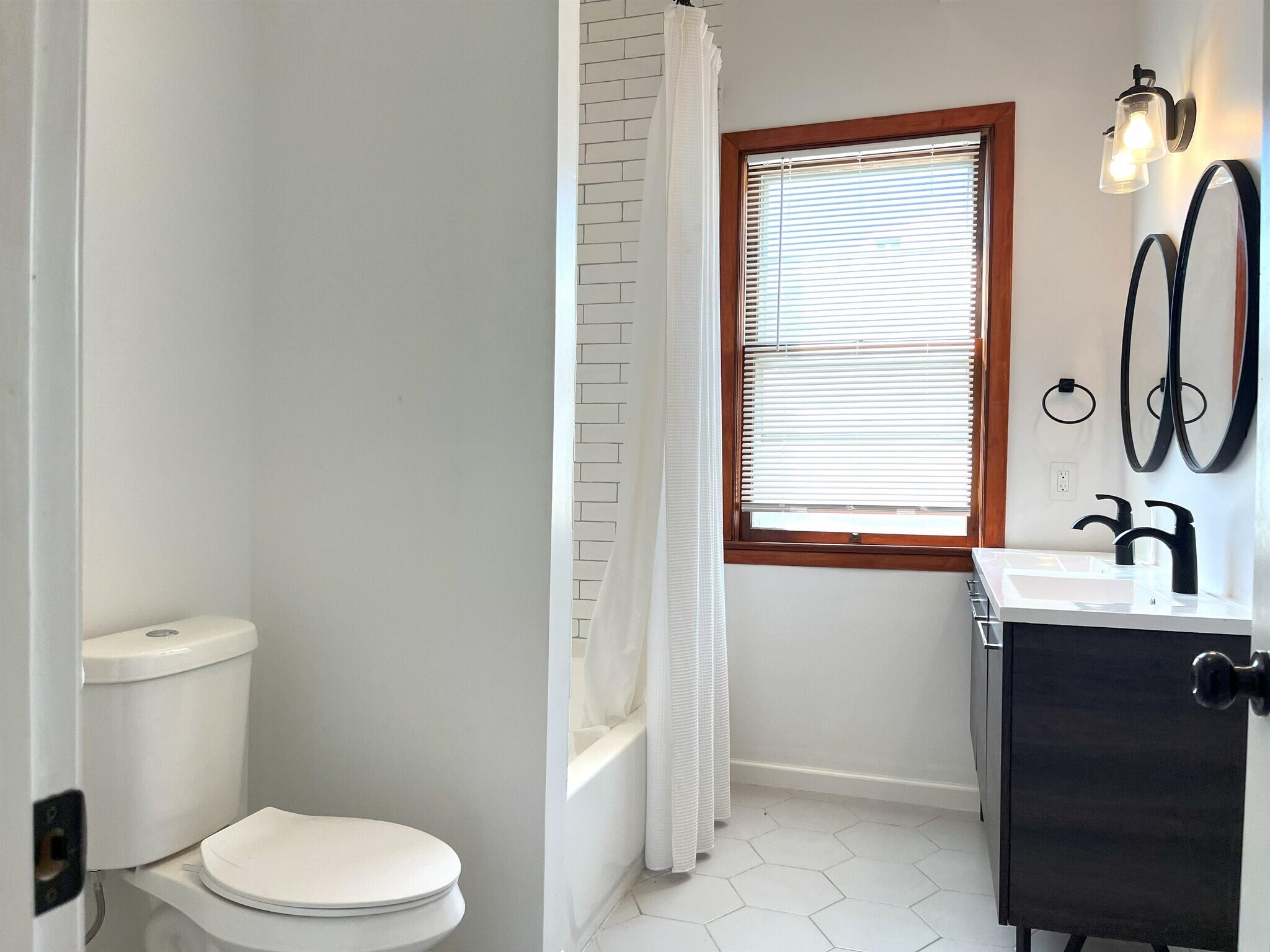 959 Summit Ave Unit 2, Heights, NJ 07307 - Room for Rent in Heights, NJ ...