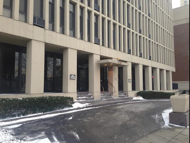 6700 S South Shore Dr Unit 27a, Chicago, IL 60649 - Condo for Rent in ...