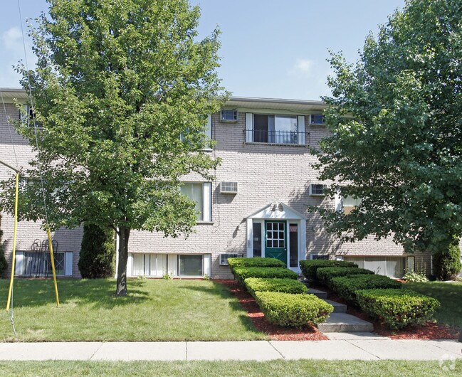 Stonegate Pointe Apartments for Rent - Pontiac, MI - Updated Today ...