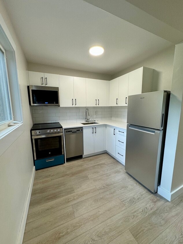 14 Brule St, Dartmouth, NS B3A 4G1 - Townhouse for Rent in Dartmouth ...