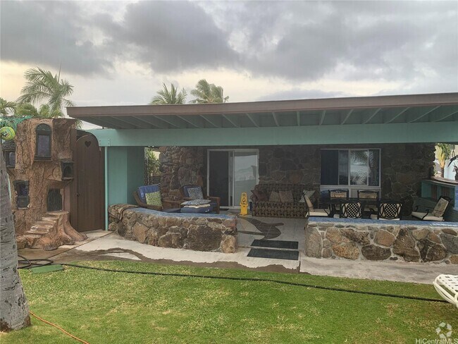 Explore Ewa Beach, HI: City Guide | Apartments.com