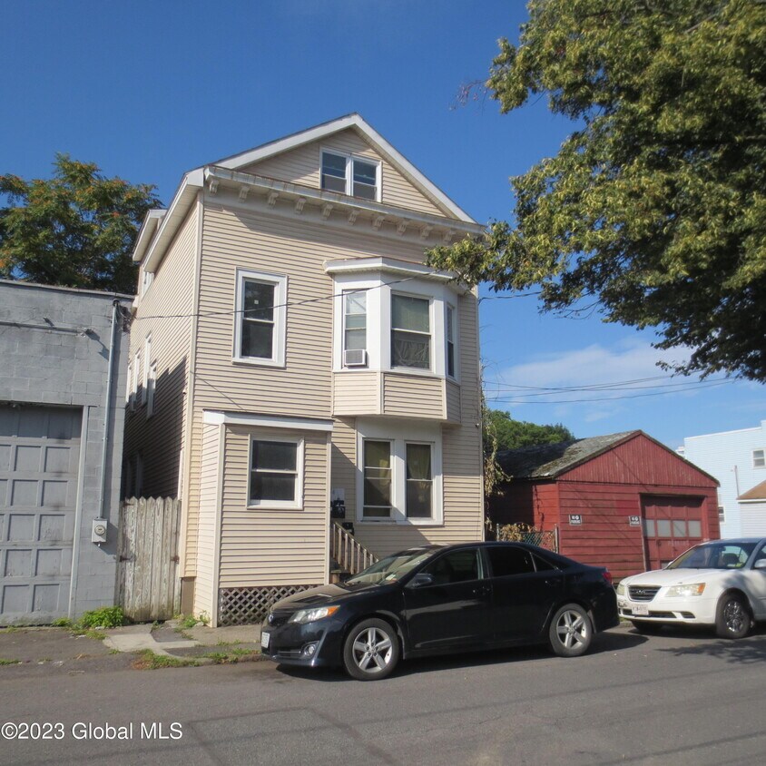 154 Spring St Unit 3, Albany, NY 12203 - Room for Rent in Albany, NY ...