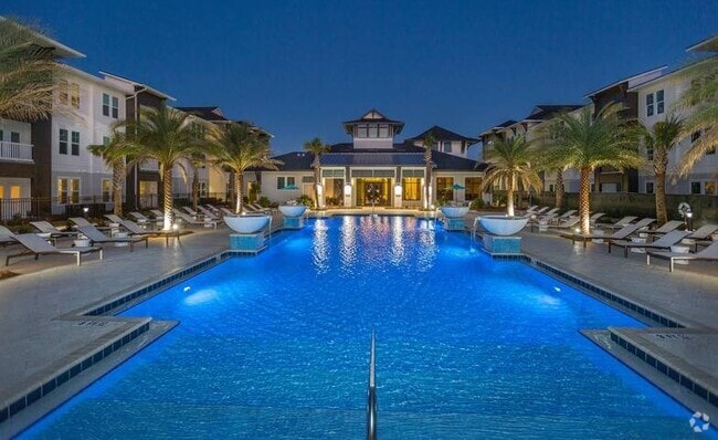 Destin FL Studio Apartments for Rent