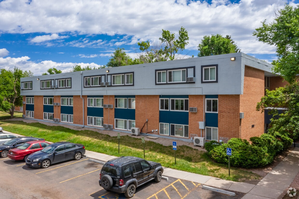 Park at Penrose Apartments - 3802 Half Turn Rd Colorado Springs, CO ...