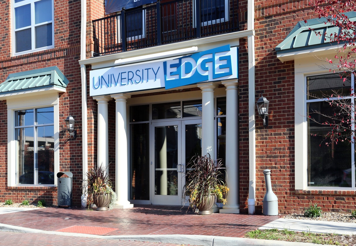 University Edge Akron - 270-292 E Exchange St Akron, OH 44304 ...