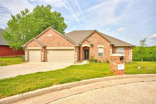 2023 Westbury Dr, Midwest City, OK 73130 - House Rental in Midwest City ...