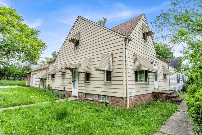 18201 Libby Rd, Maple Heights, OH 44137 - House Rental in Maple Heights ...