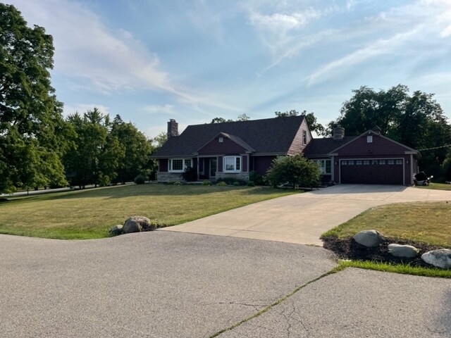 2425 Maple Hill Ln, Brookfield, WI 53045 - House Rental in Brookfield ...