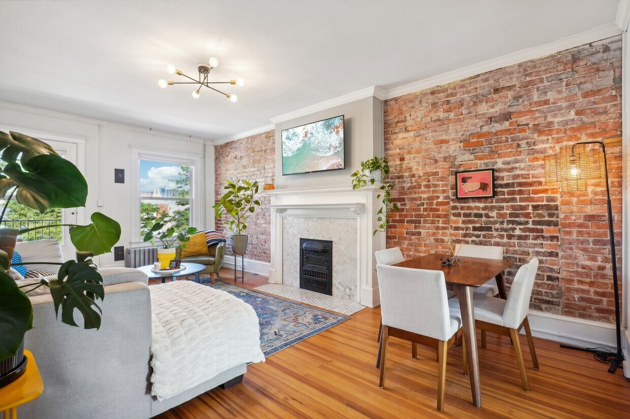 1374 N Ogden St Unit 6, Denver, CO 80218 - Condo for Rent in Denver, CO | Apartments.com