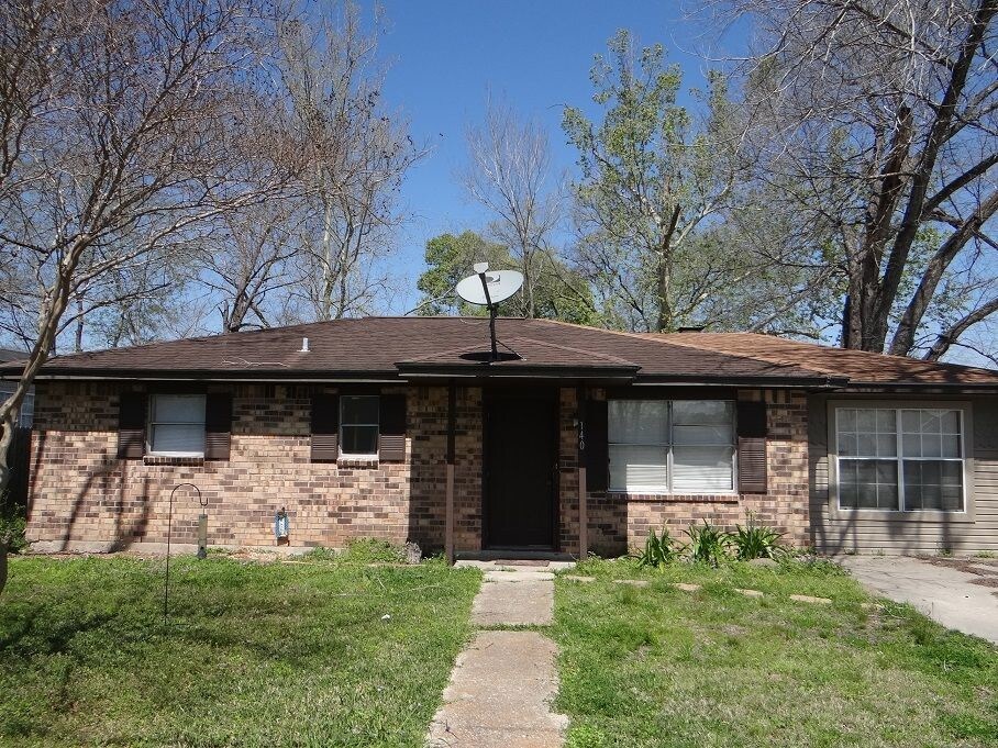 140 W Hartel St, Sour Lake, TX 77659 - House Rental in Sour Lake, TX ...