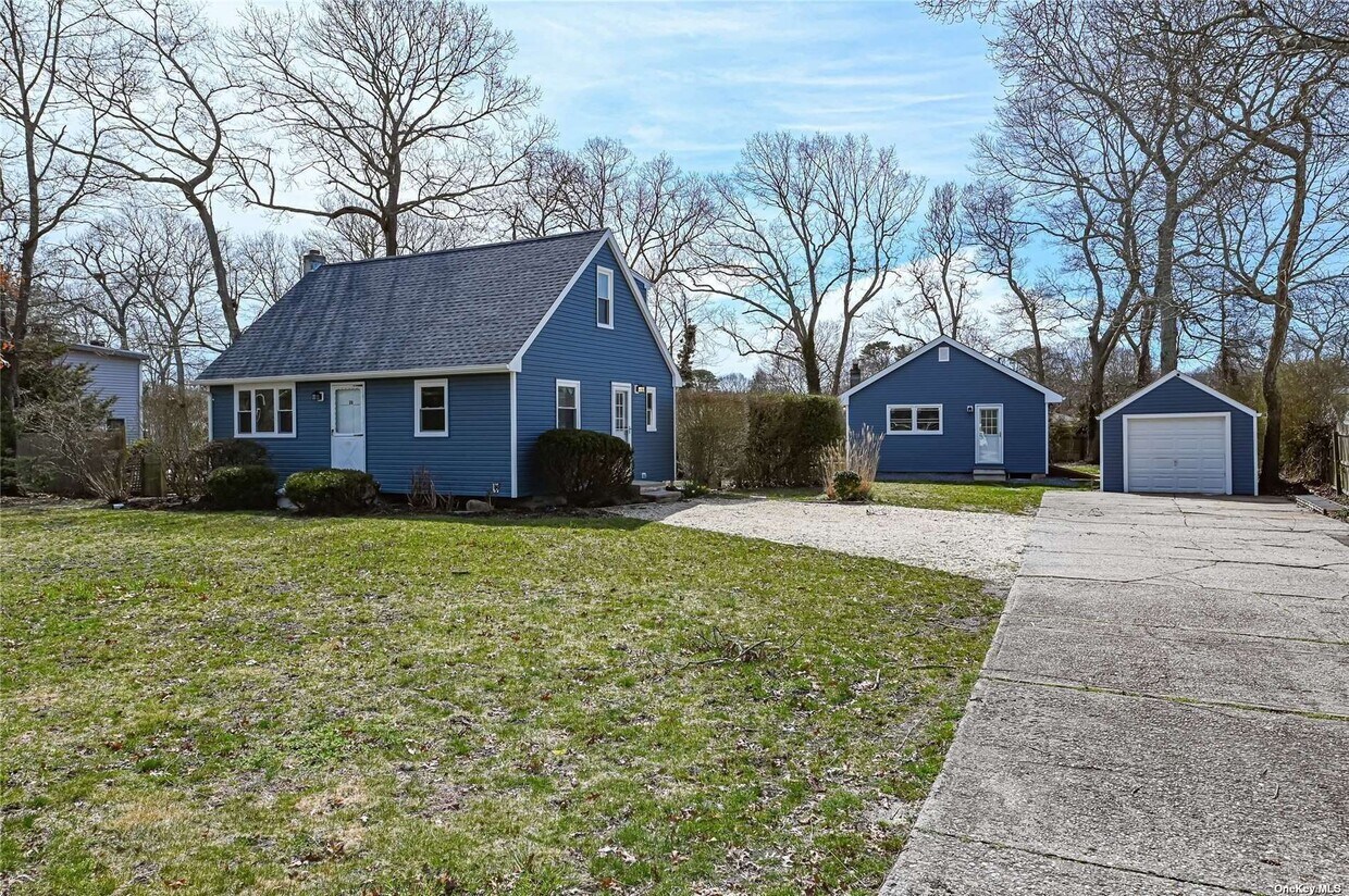 28 A Lynncliff Rd, Hampton Bays, NY 11946 - House Rental in Hampton ...