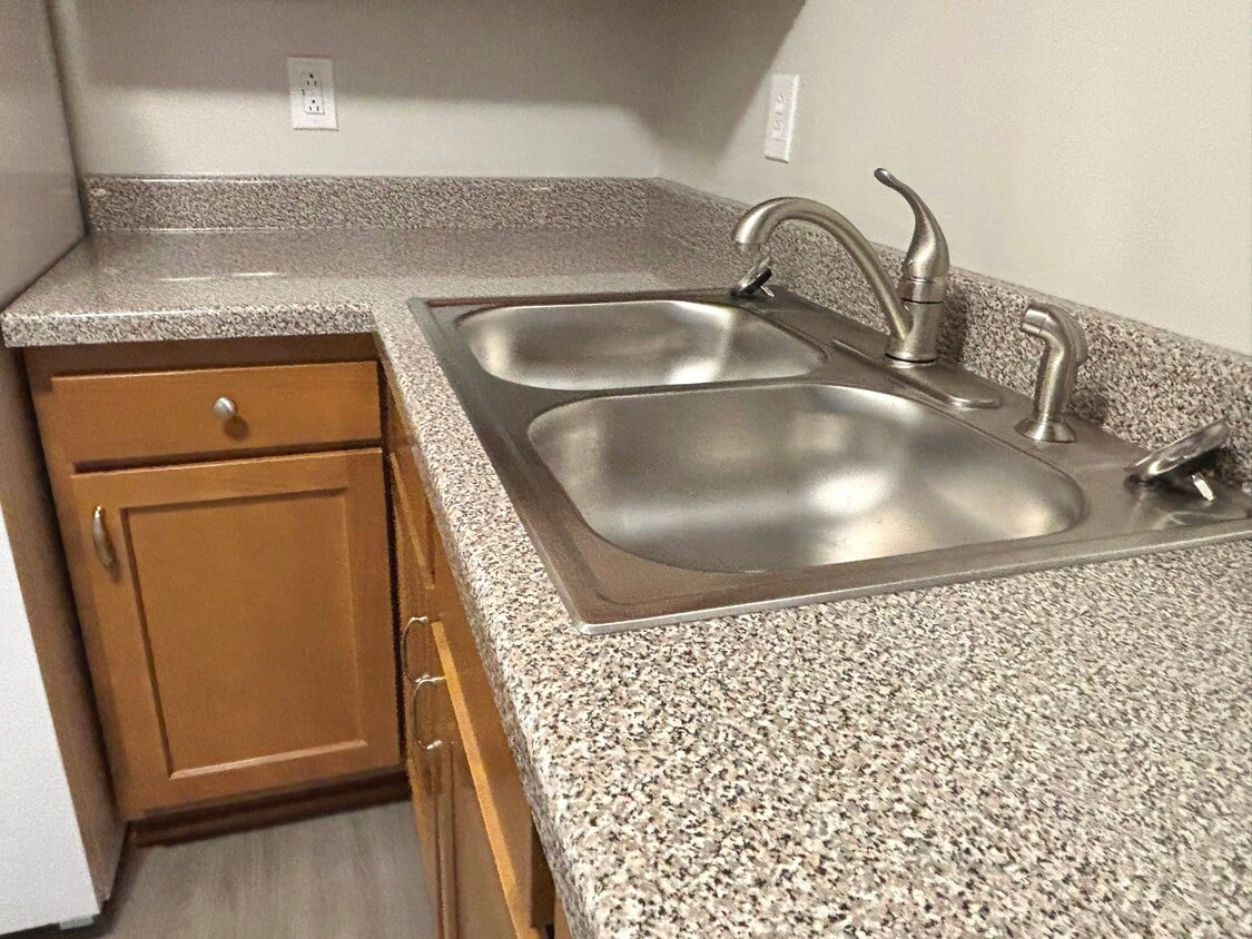 225 Hillview Ln Unit 203, Youngwood, PA 15697 - 225 Hillview Ln ...
