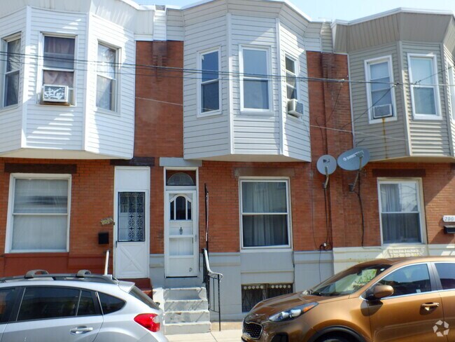 South Philadelphia West Apartments for Rent with a Yard - Philadelphia ...