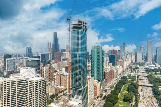 1000M - 1000 S Michigan Ave Chicago, IL - Apartments for Rent in ...