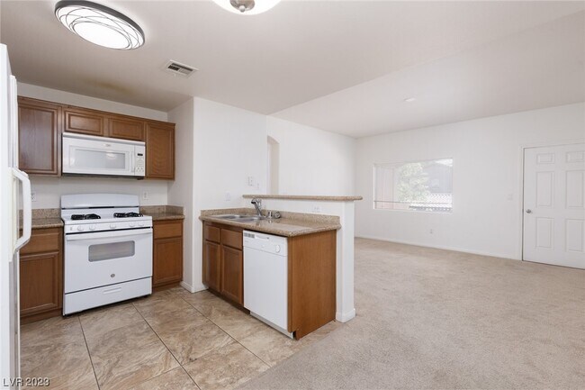 7701 W Robindale Rd Unit 264, Las Vegas, NV 89113 - Condo for Rent in Las Vegas, NV | Apartments.com