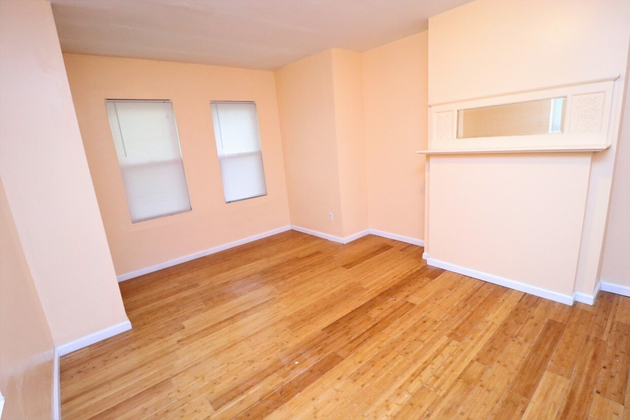 4604 Kingsessing Ave Unit #2, Philadelphia, PA 19143 - Room for Rent in ...