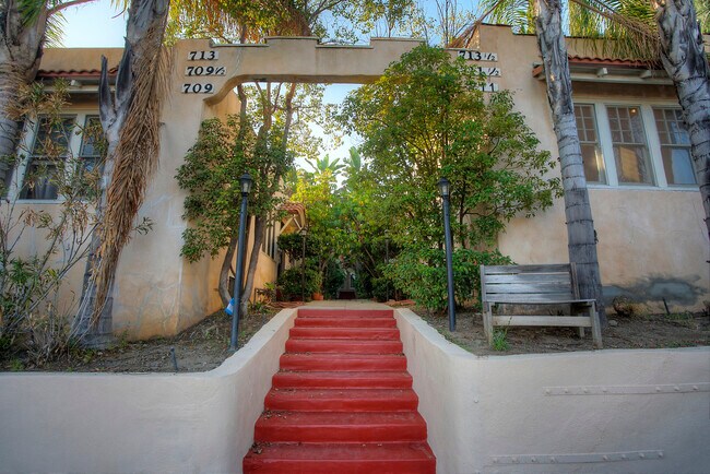 711 E Edgeware Rd, Los Angeles, CA 90026 - House Rental in Los Angeles ...